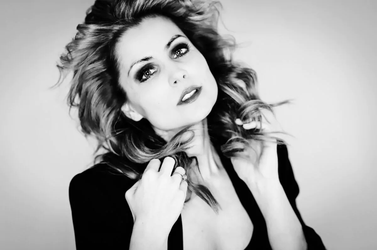 Esther Fischer, Schauspielerin, Moderatorin, TV-Serien, Werbespots ...